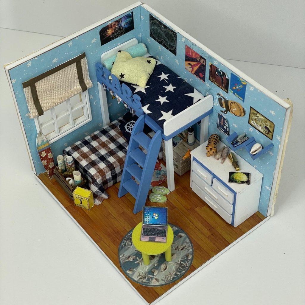 Room Box – NC Museum of Dolls, Toys & Miniatures